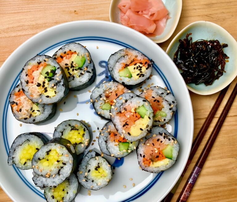 Maki Sushi Rolls - My Lilikoi Kitchen